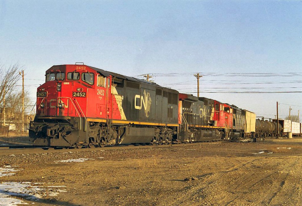 CN 2452